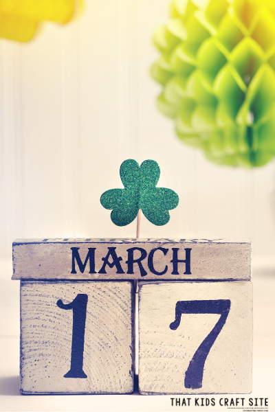 Printable Play Money: Lucky Bucks - That Kids' Craft Site